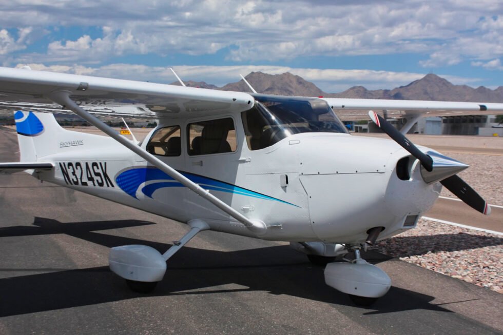Scottsdale Flight Training: Cirrus and Cessna Flight Training