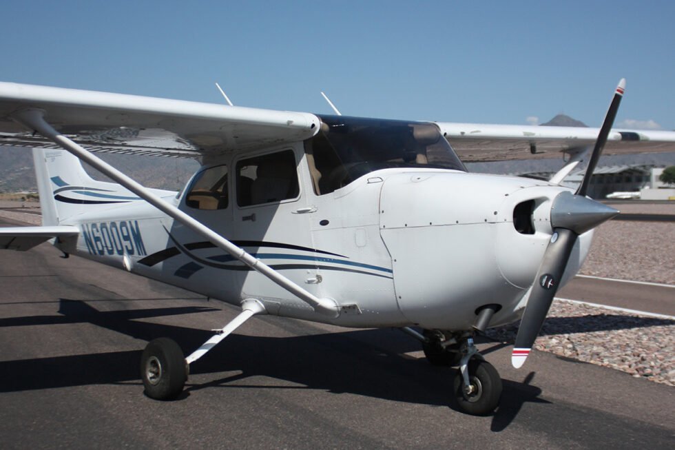 Scottsdale Flight Training: Cirrus and Cessna Flight Training